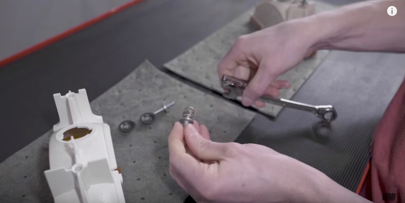 How To Remove & Install 4 Eye Fox Body Mustang Turn Signals (79-86)